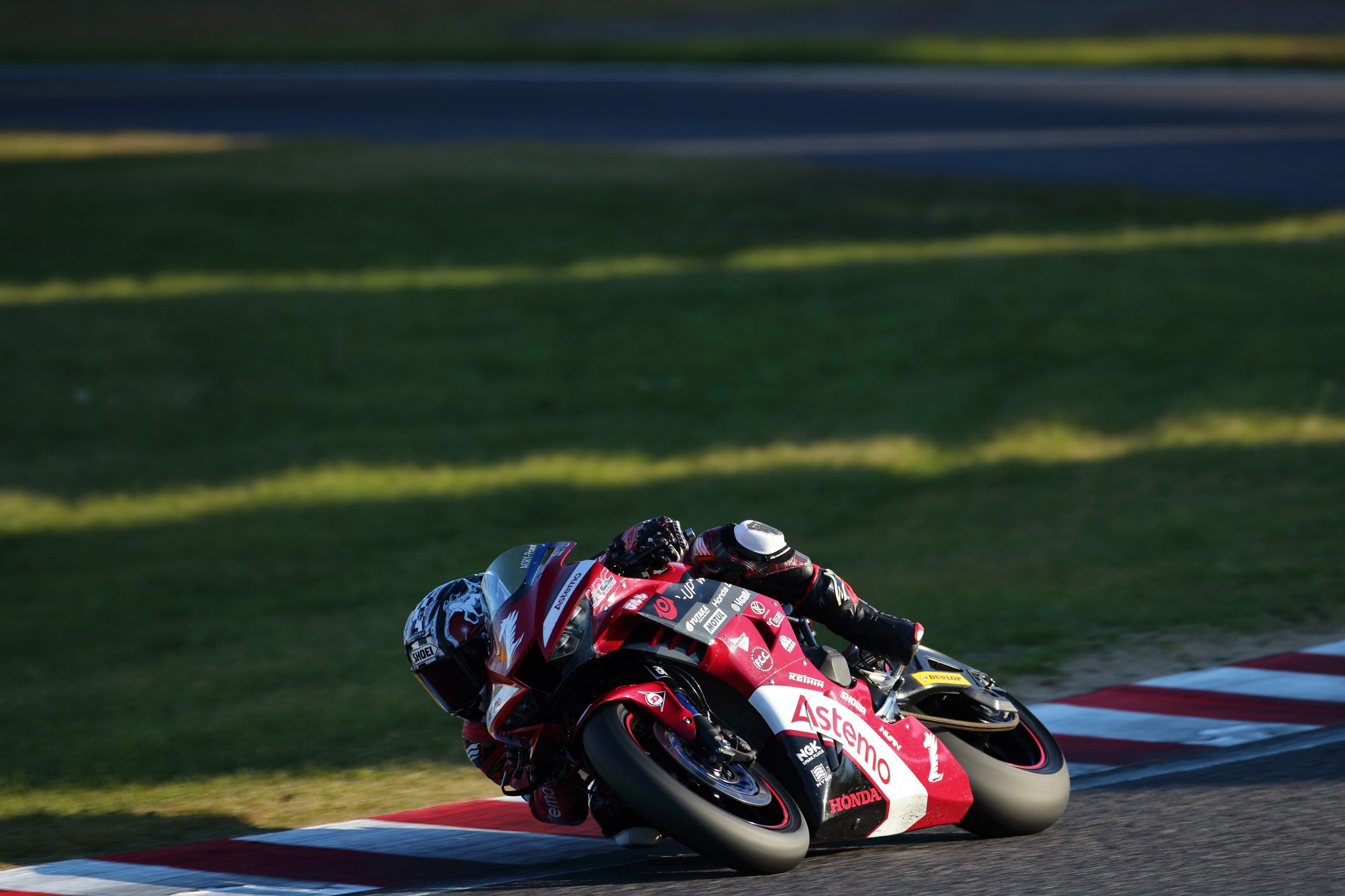 『2023MFJ 全日本ロード選手権シリーズ第3戦スーパーバイクレースin SUGO』 : ライダーウォッチ [ MOTO-R（モトアール）]